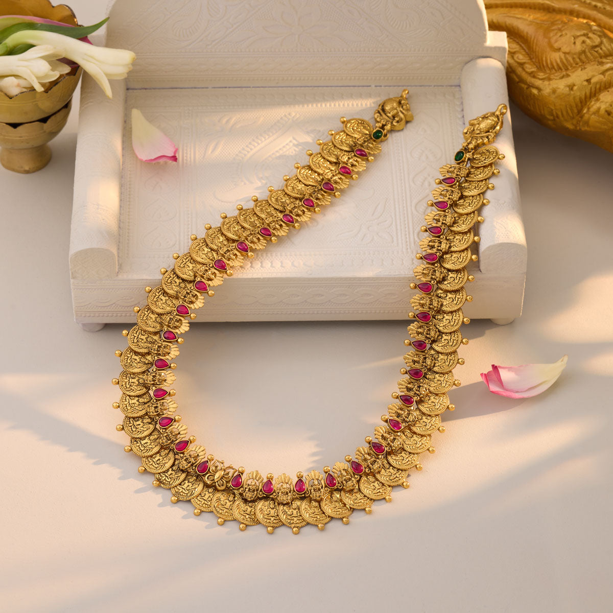 Shop Indian Jewelry Online by Kushal's | Designer Indian Fashion Jewel